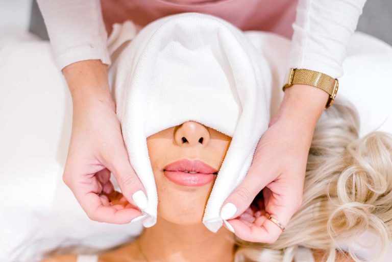 How to Clean Eyelash Extensions | The Lash Spa Gold Coast