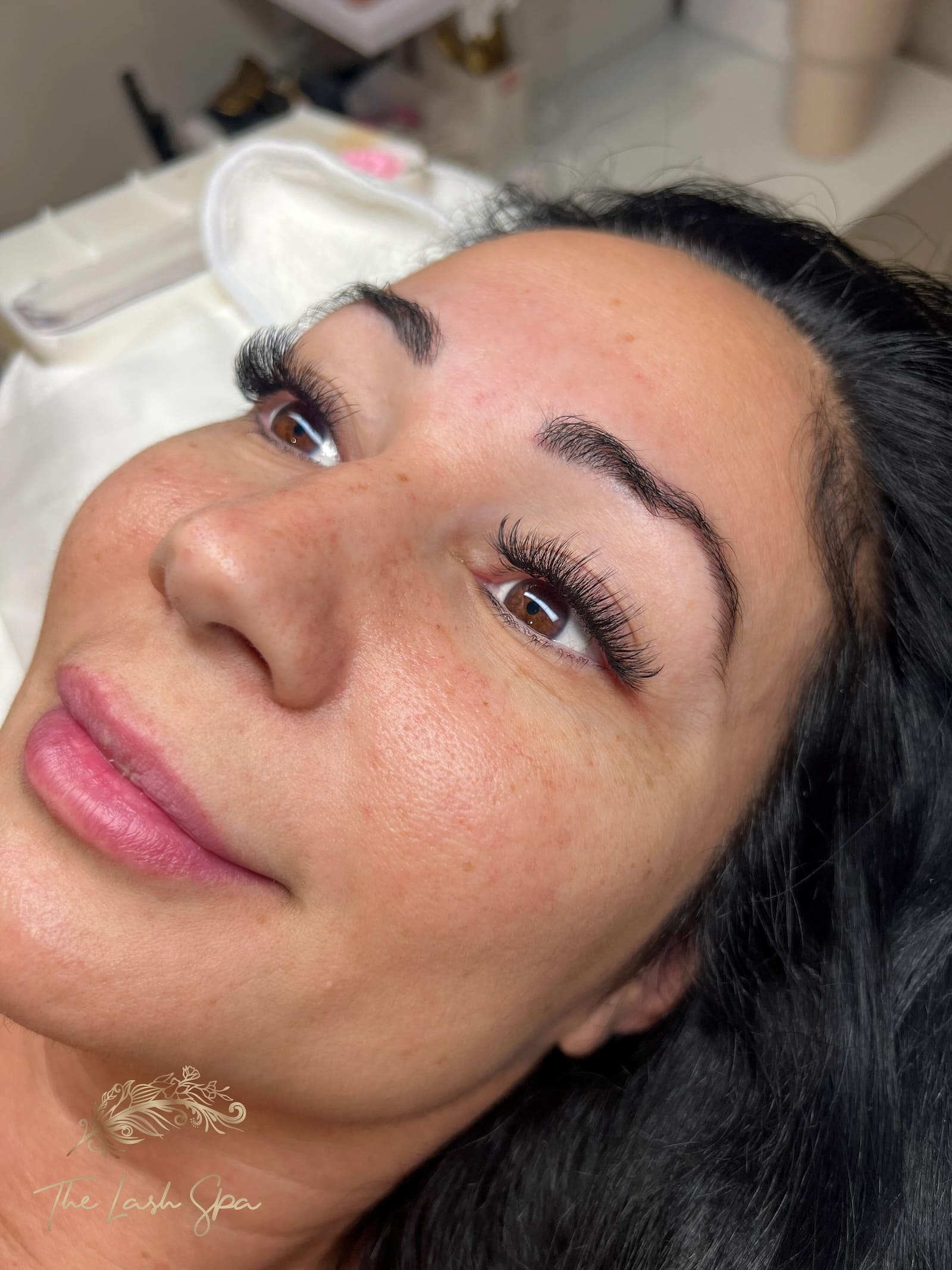 Volume Eyelash Extensions Gold Coast | Experts in Volume Lashes